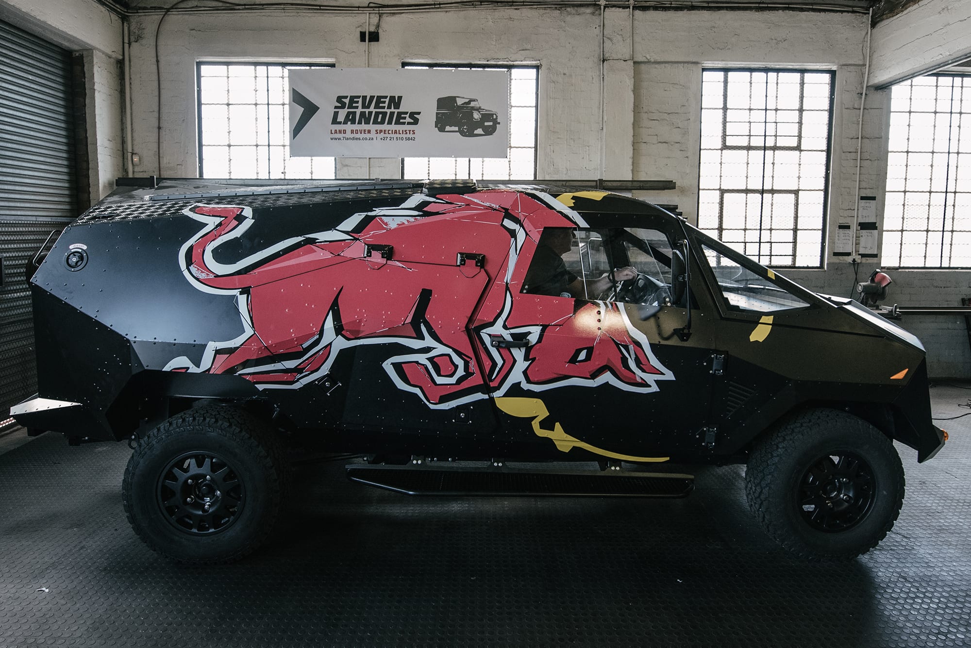 Red Bull: Mad Mike - Mobile Media Mob